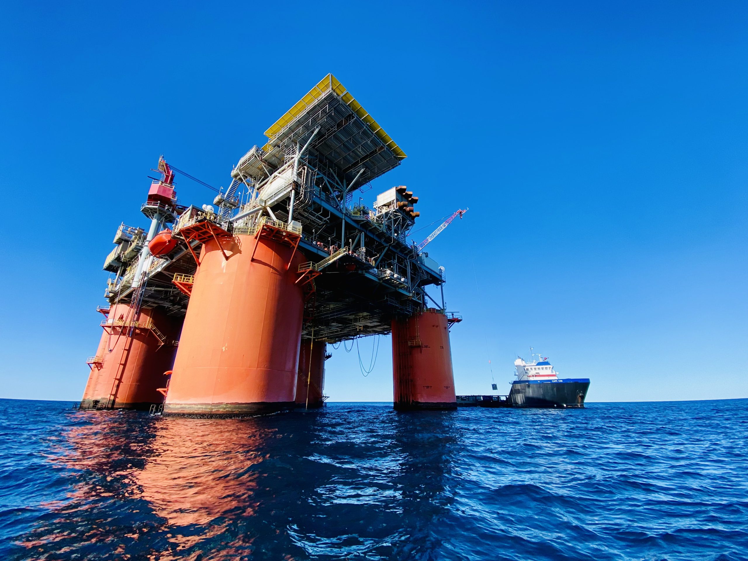 Stranded Offshore: What to Do in an Emergency - ACR Electronics, Inc